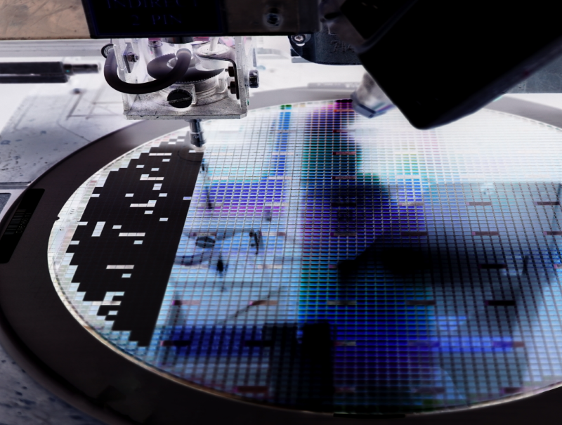 Introduction to the Silicon Chip